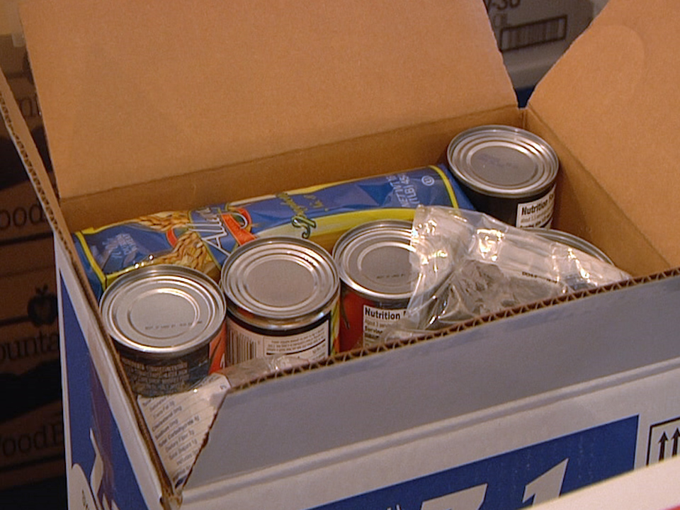 Salvation Army and United Way deliver meal boxes to people in need ...