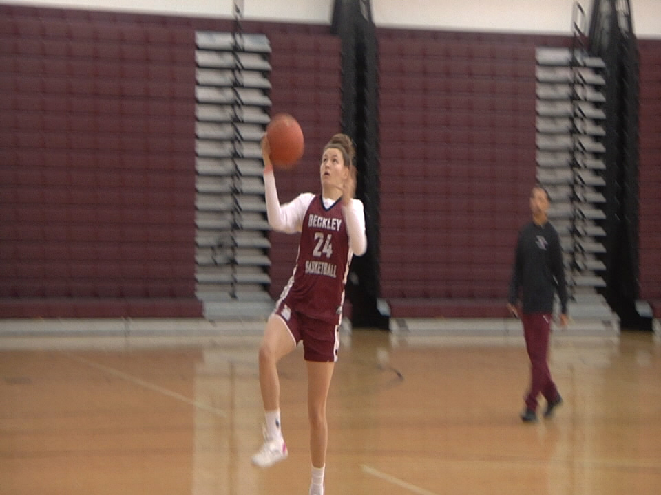 2020 WOAY Girls Basketball Player of the Year - Liz Cadle - WOAY-TV