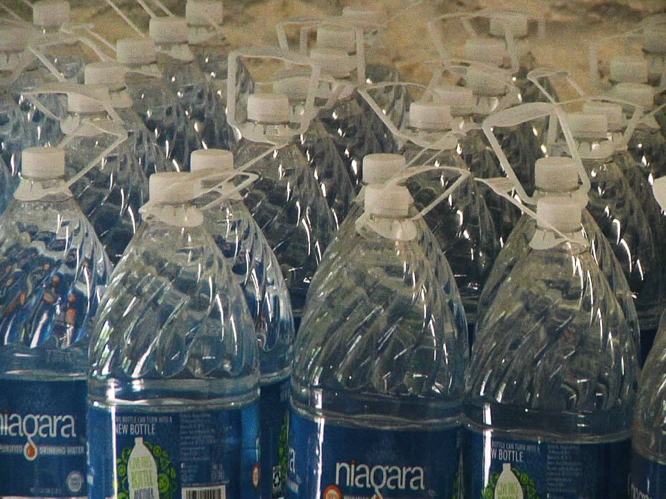 Gary officials still seeking long-term solution to water issues - WOAY-TV