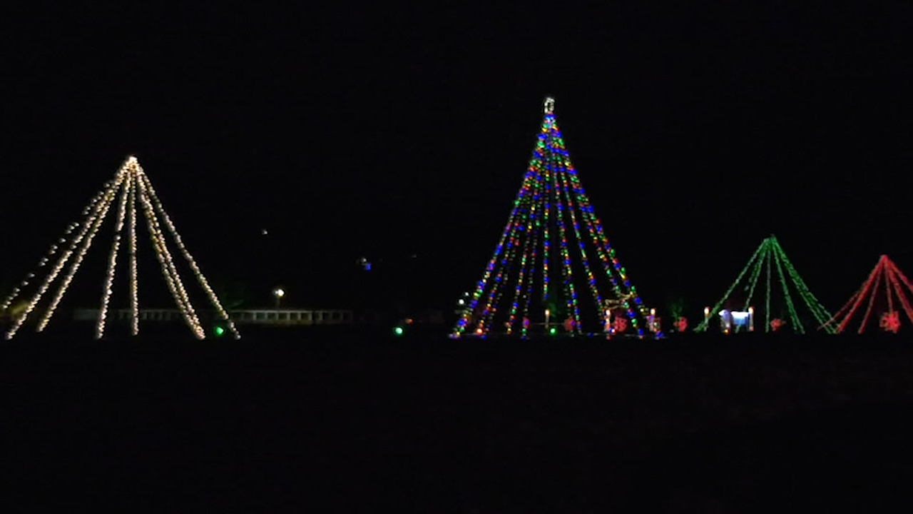 City of Bluefield extends Holiday of Lights to January 3rd - WOAY-TV