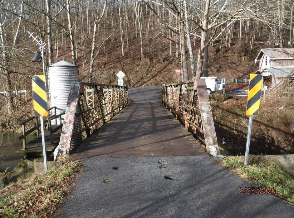 Route 717 bridge in Falls Mills area of Tazewell County closed - WOAY-TV