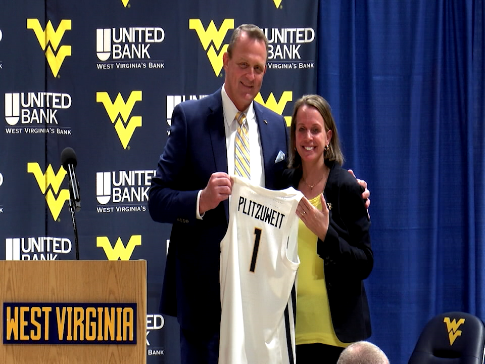 Dawn Plitzuweit introduced as WVU women’s basketball head coach - WOAY-TV