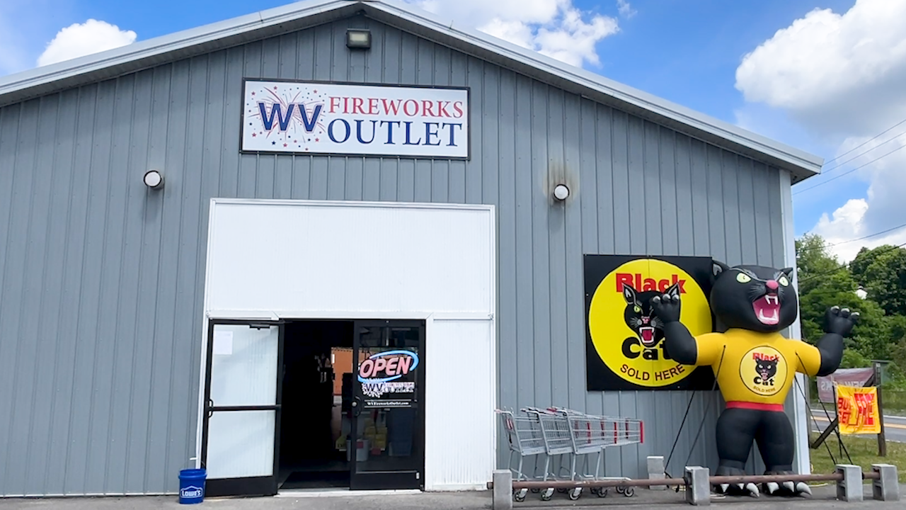 WV-FIREWORKS-OUTLET.png