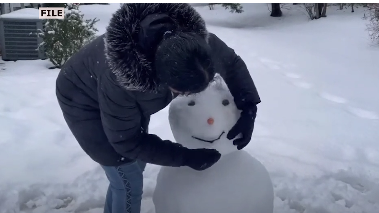 RCPR-BUILD-A-SNOWMAN-CONTEST.png