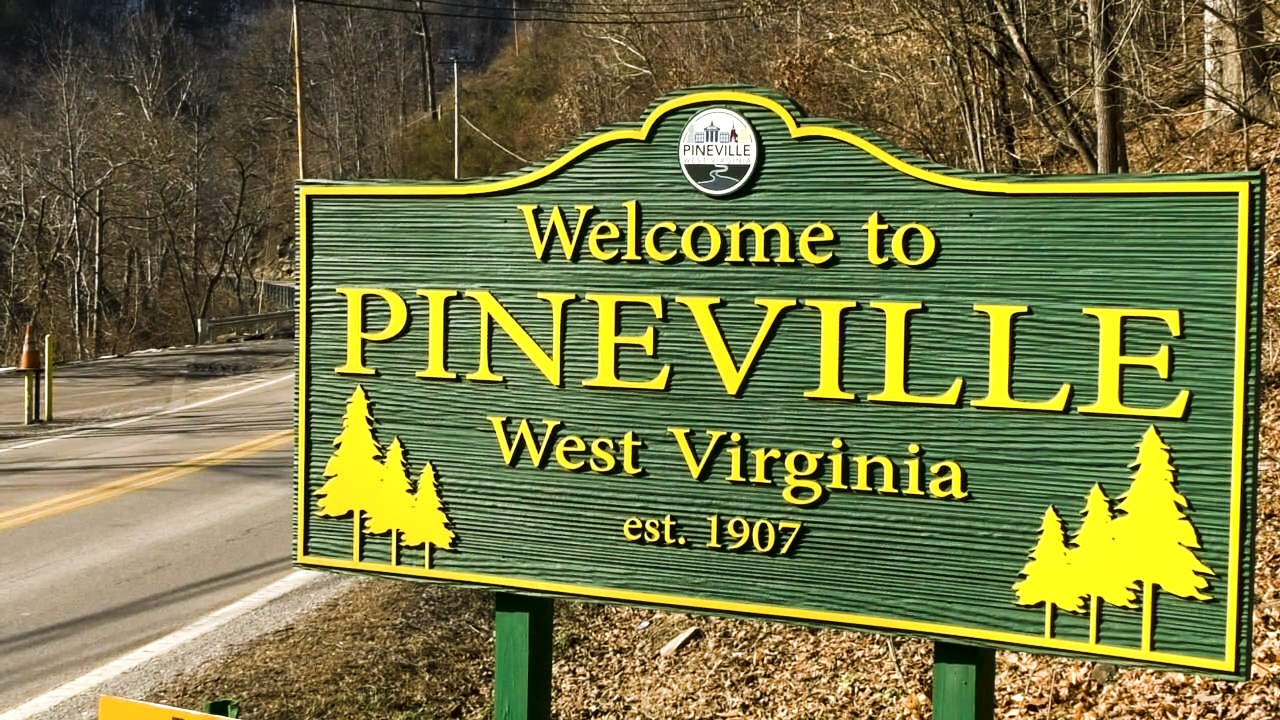 PINEVILLE-SIGN-OTS.png