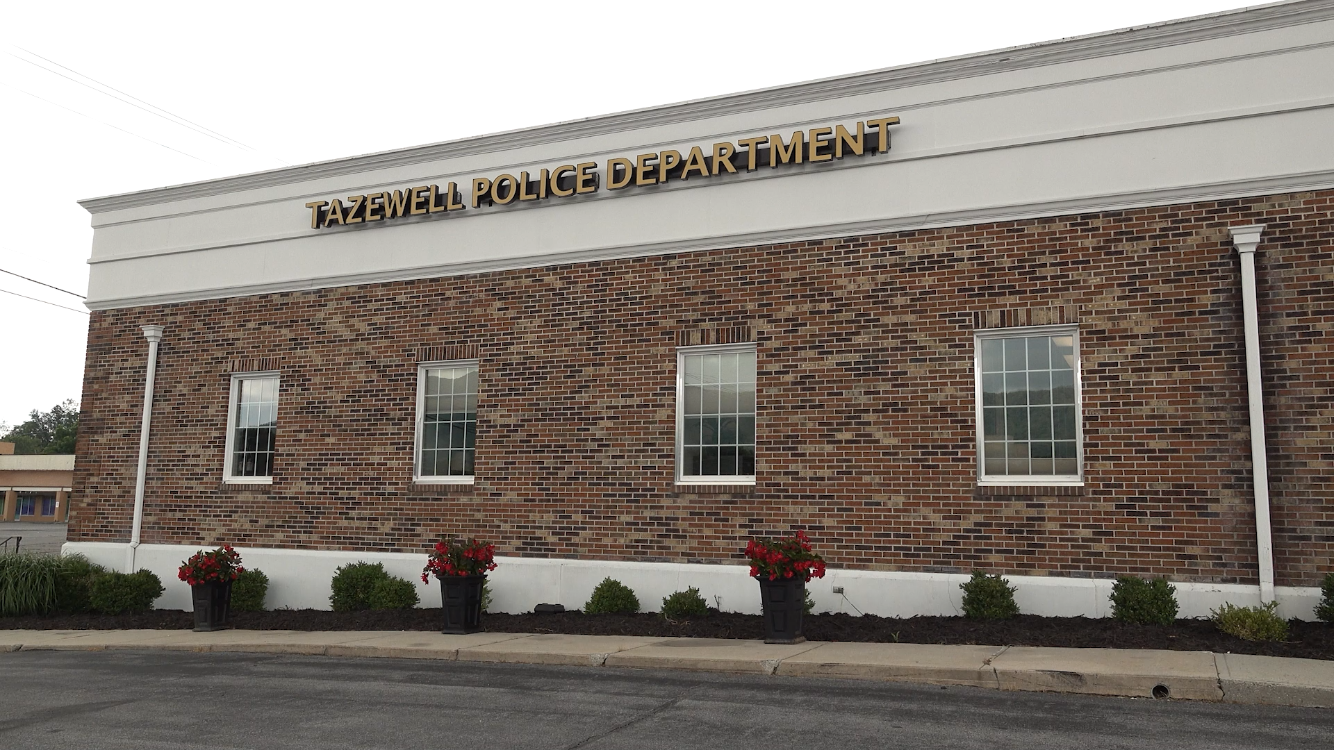 Tazewell relocated police department - WOAY-TV