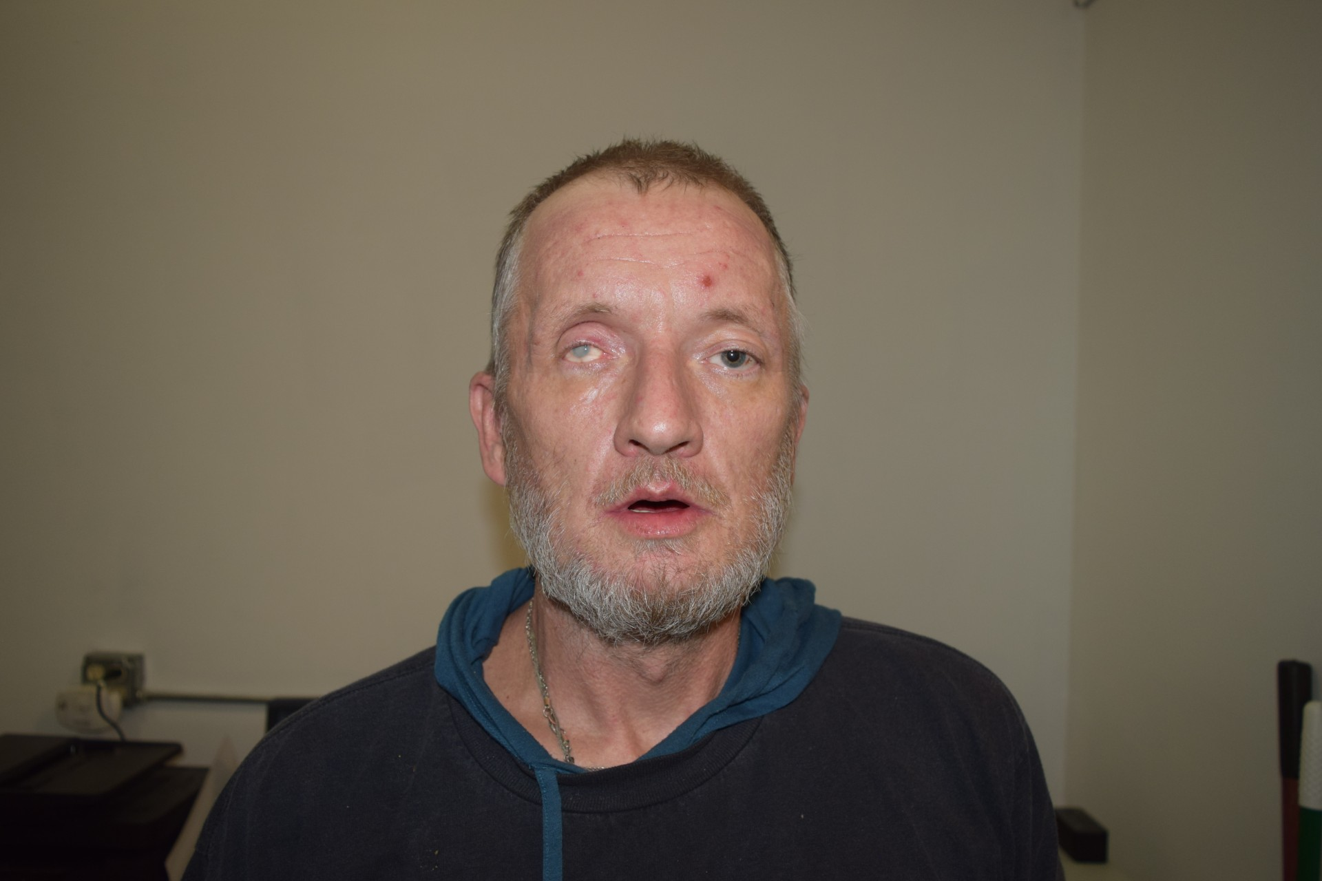 Scarbro man arrested for arson and 2 counts of attempted murder - WOAY-TV