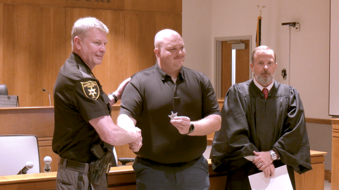 Raleigh County swears in new deputy - WOAY-TV